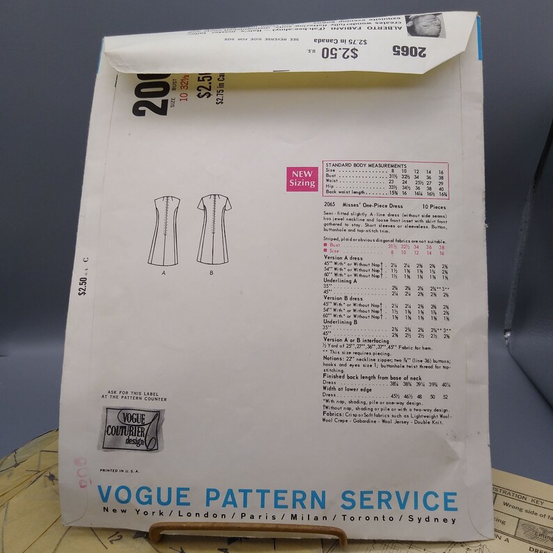 Vintage Sewing PATTERN Vogue Patterns 2065, Women Couturier Design ...