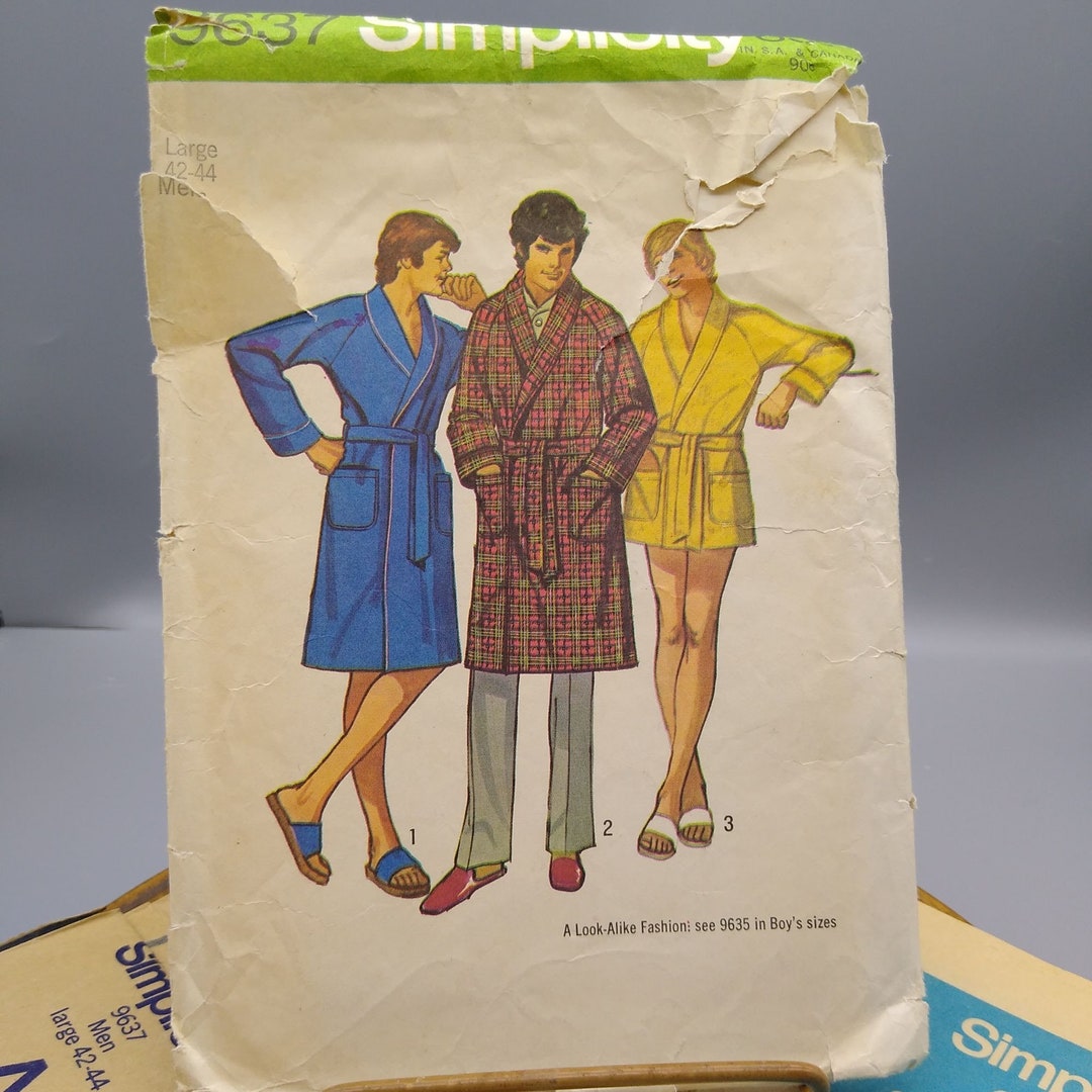 Vintage Sewing PATTERN Simplicity 9637, Mens 1971 Robe in Two Lengths ...
