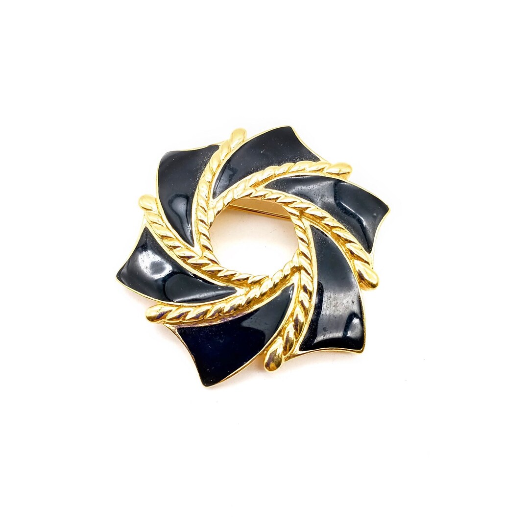 Trifari Black Enamel Pinwheel Brooch, Vintage Gold Tone Lapel Pin - Etsy