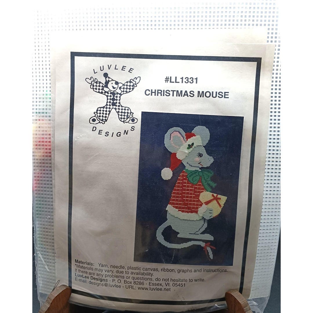 Vintage Luvlee Designs Christmas Mouse Needlepoint Kit #LL1331 - Etsy