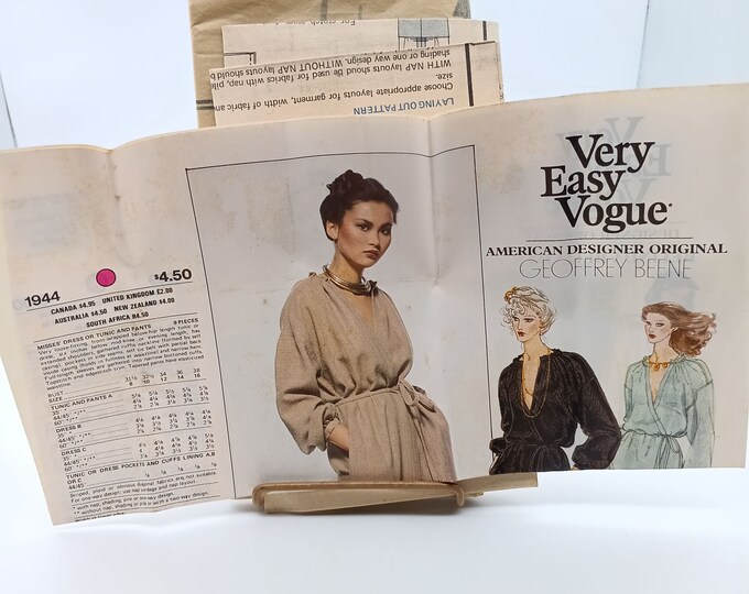 UNCUT Vintage Sewing PATTERN Vogue 1944, Very Easy Ladies 1979 American ...