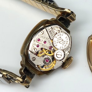 Vintage Lady Elgin 23 Jewel 14k Gold Filled Ladies Mechanical ...