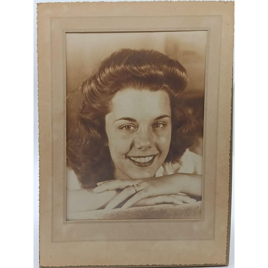 Vintage Portrait Photo Set in Cabinet Card, Original Black and White ...