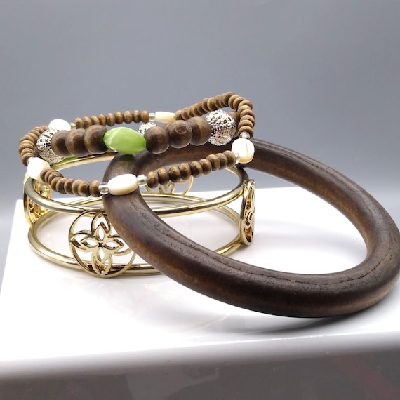 Vintage Bundle of Bohemian Bracelets, Bracelet Lot of… - Gem