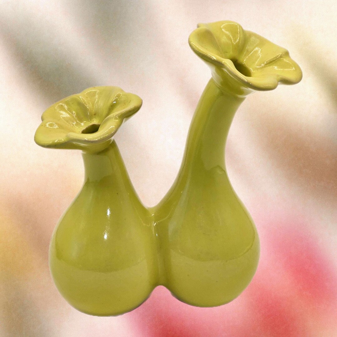 Vintage Chartreuse Double Bulb Flower Bud Vase Quirky Glazed Pottery ...