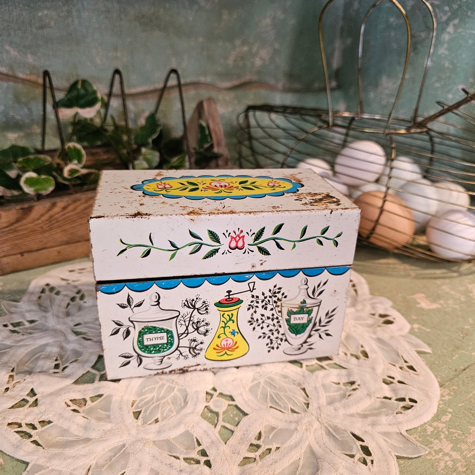 Tin recipe box store