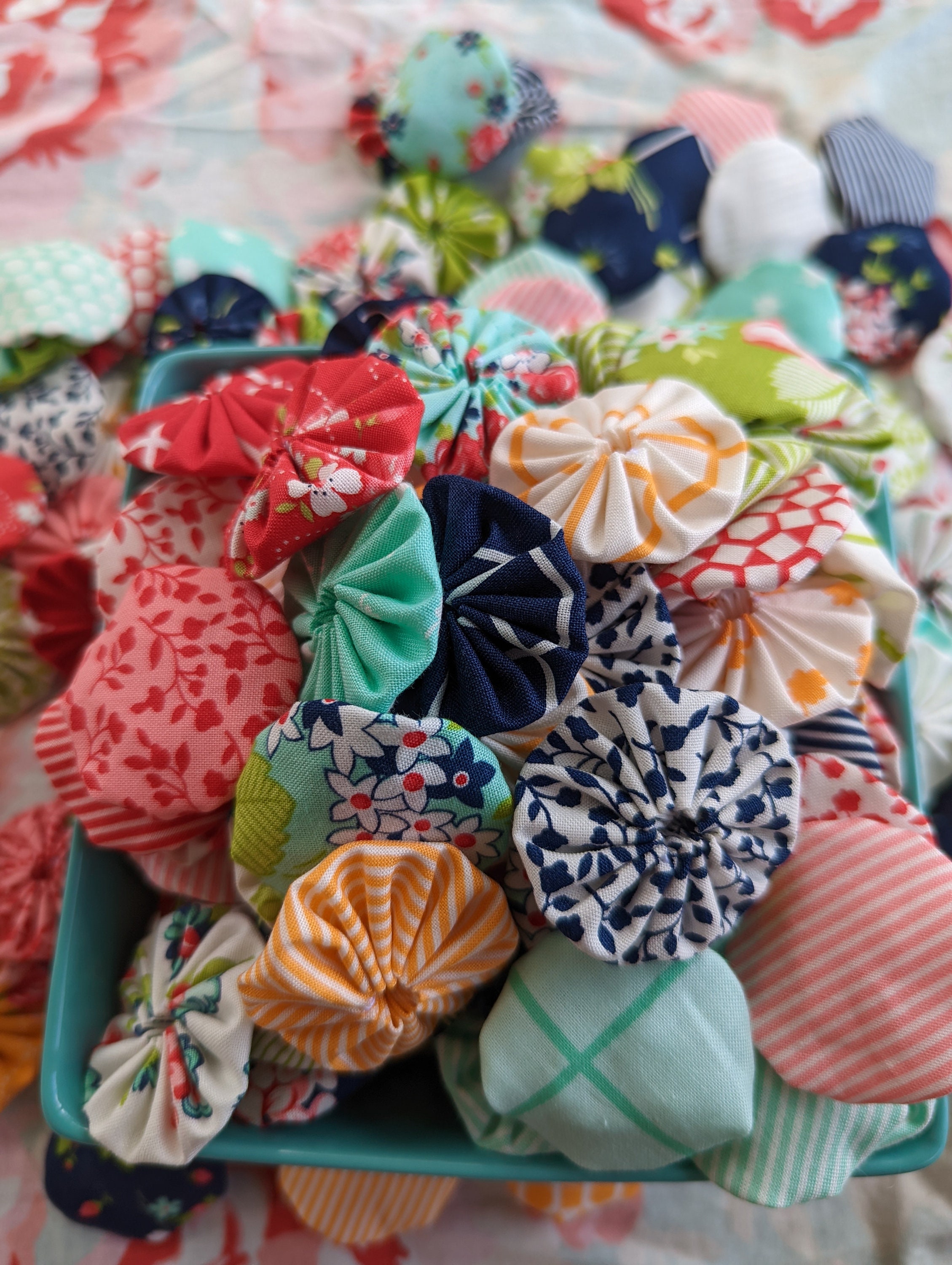 Yo-yos, Suffolk Puff, One Fine Day, 20 - Etsy