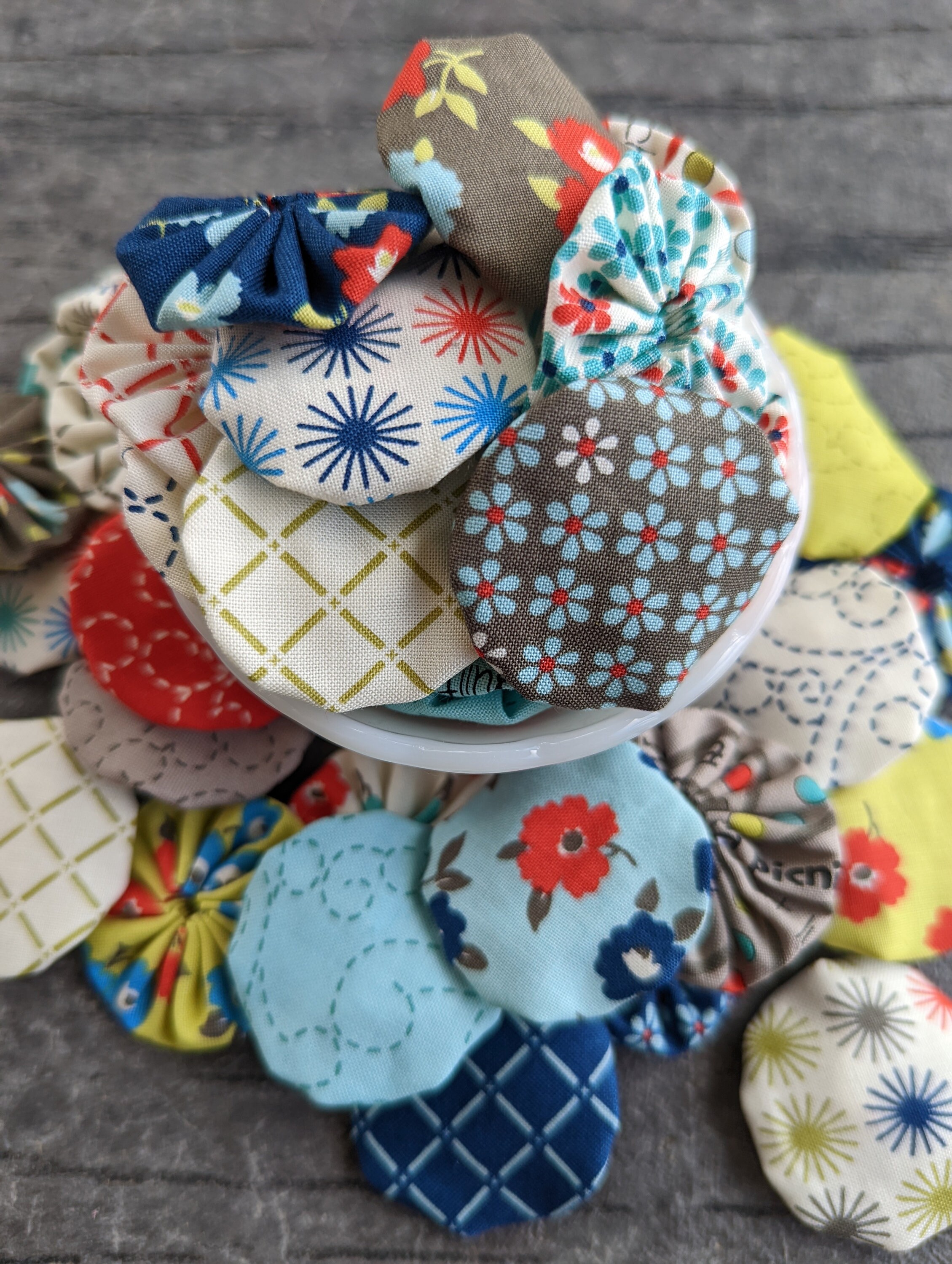 Yo-yos, Suffolk Puff, Sunday Drive, 20 - Etsy