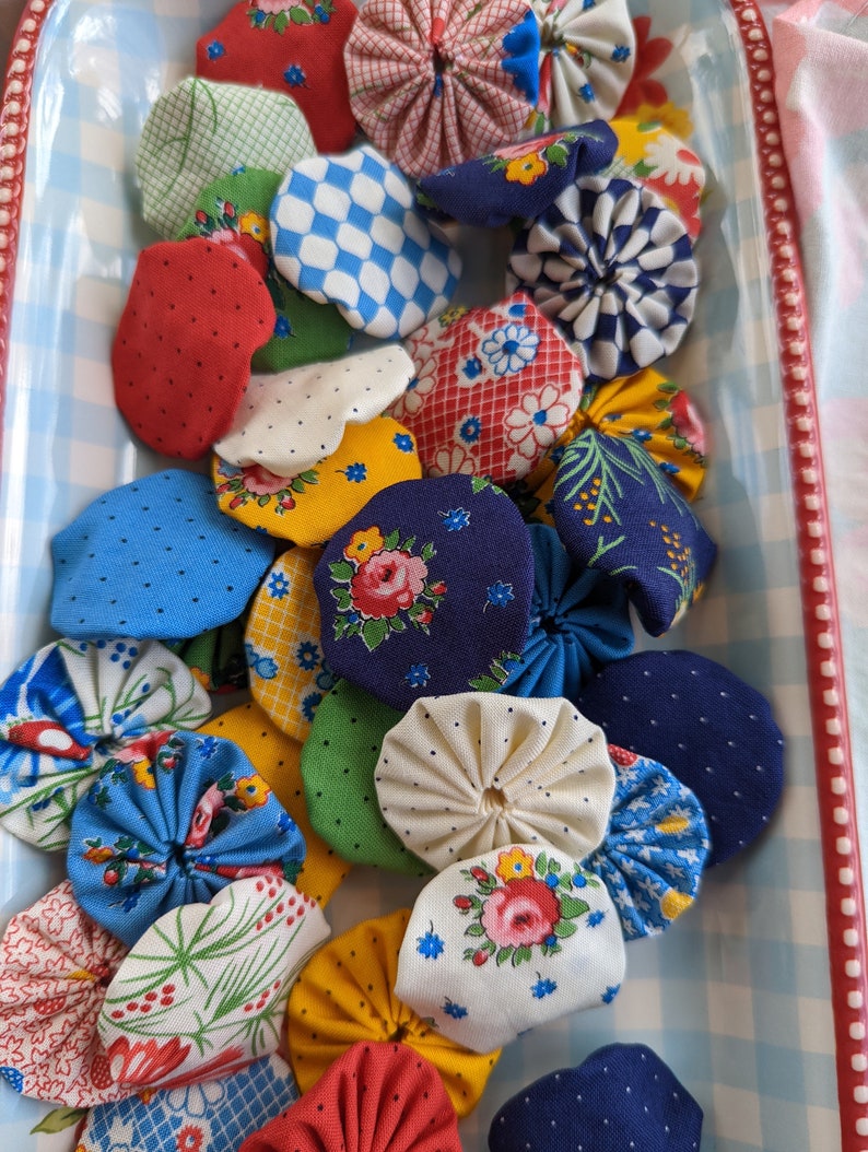 Yo-yos, Suffolk Puffs, Sweet Harmony, 20 - Etsy