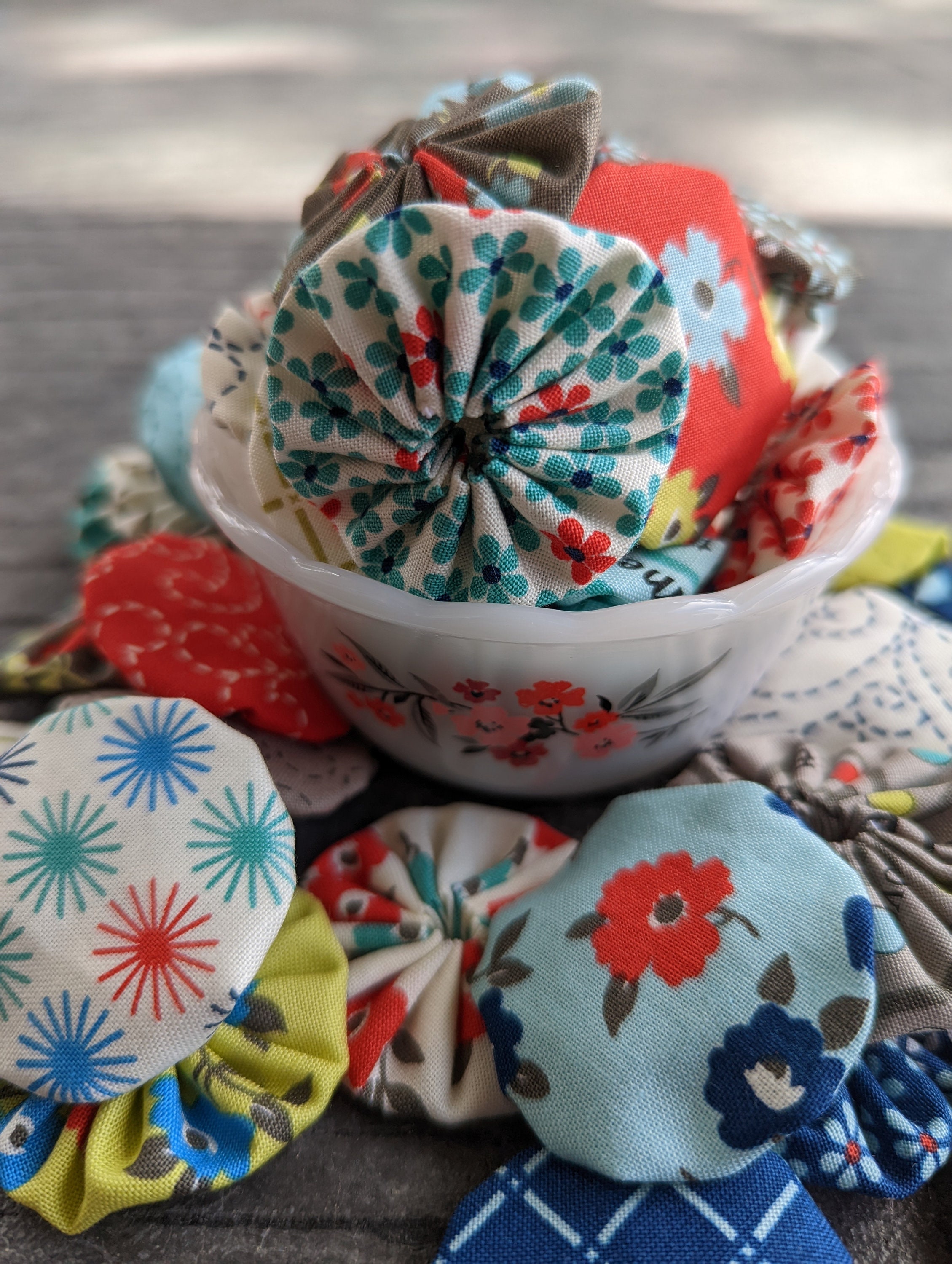 Yo-yos, Suffolk Puff, Sunday Drive, 20 - Etsy