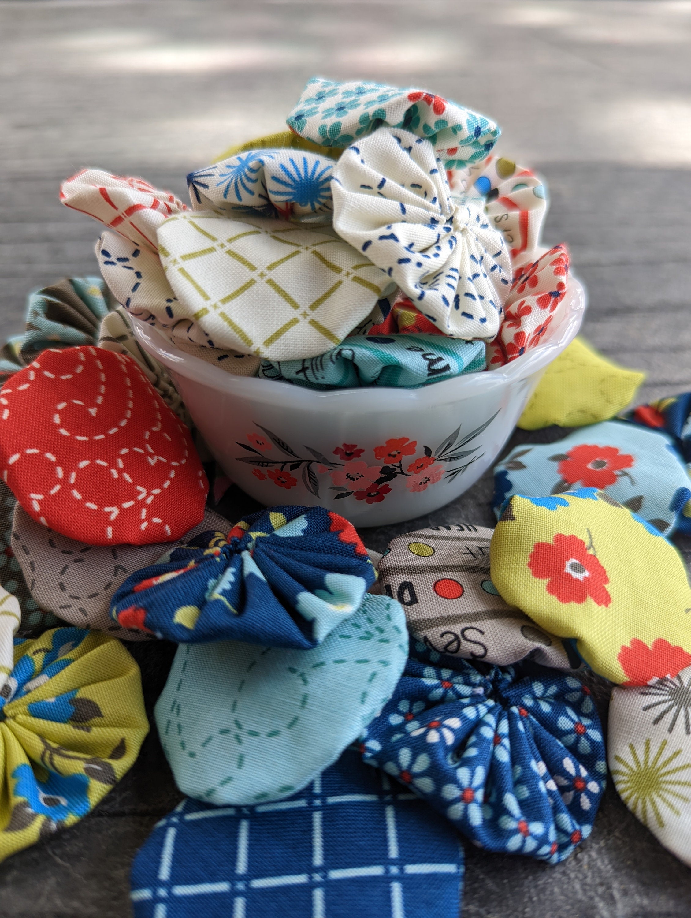 Yo-yos, Suffolk Puff, Sunday Drive, 20 - Etsy