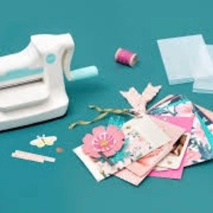 We R Memory Keepers Mini Evolution Die Cutting Machine 661629 - Etsy