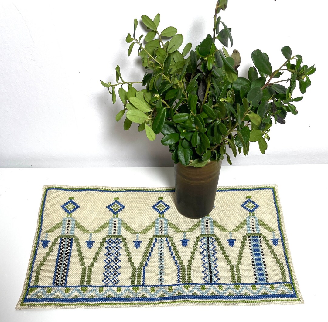 1960s Embroidery, Table Cloth, Wall Hanging, Cross Stitch Embroidery ...