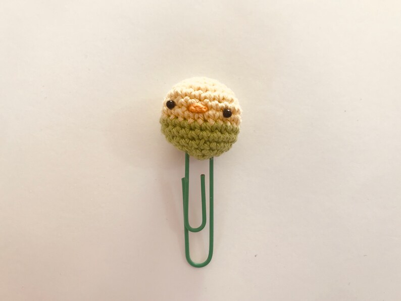 Cute Crocheted Bookmark, Amigurumi, Kawaii Paper Clip, Book, Crochet - Etsy
