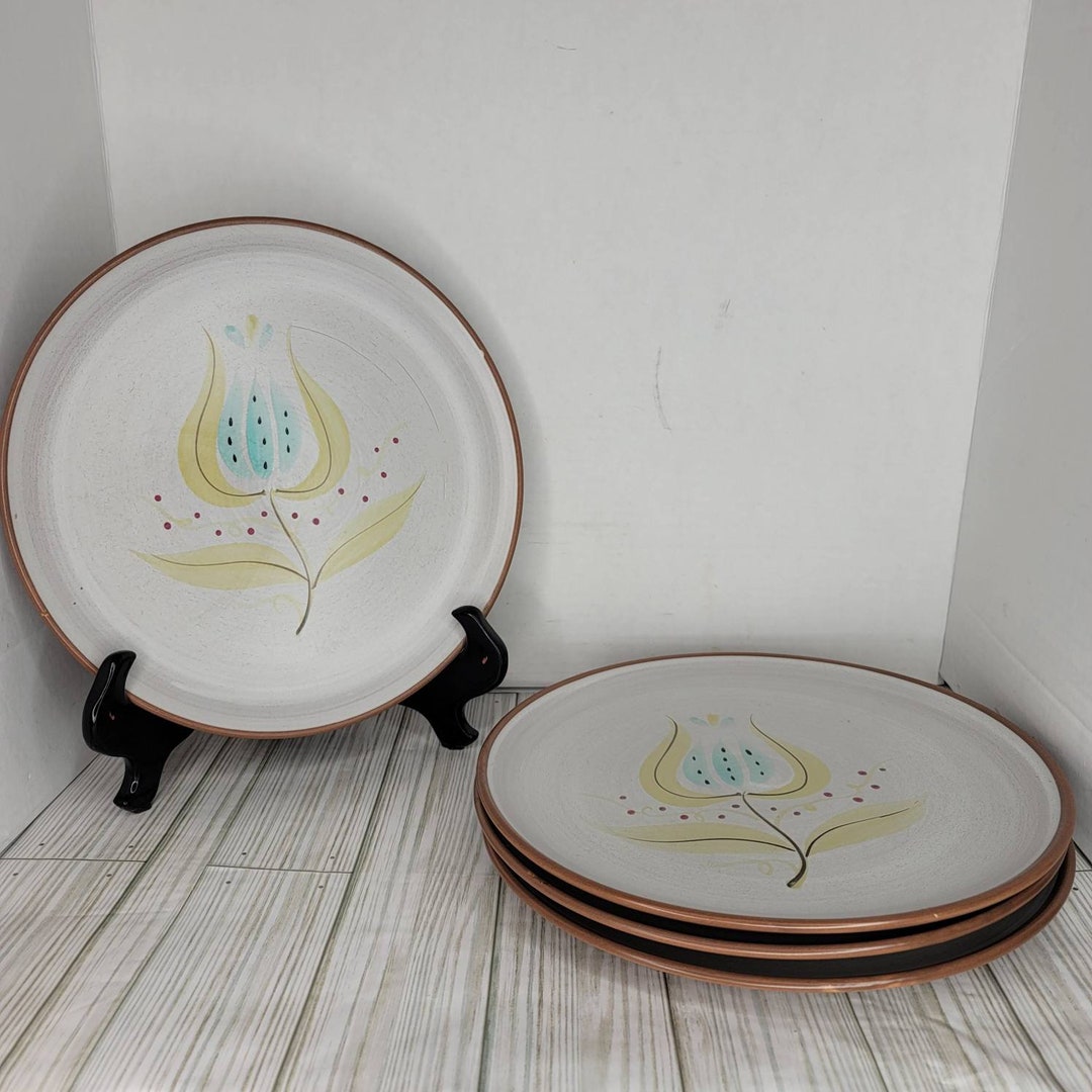Vtg Tulip Time Dinner Plates Japan Set of 4 Casual Ceram 10" Kitchy Mcm ...