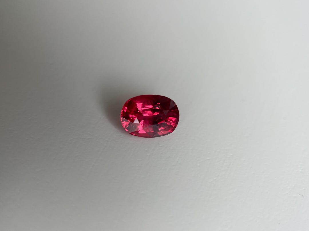 Top Quality 0.98ct Bright Orangy Pink Spinel, Burmese Spinel ...