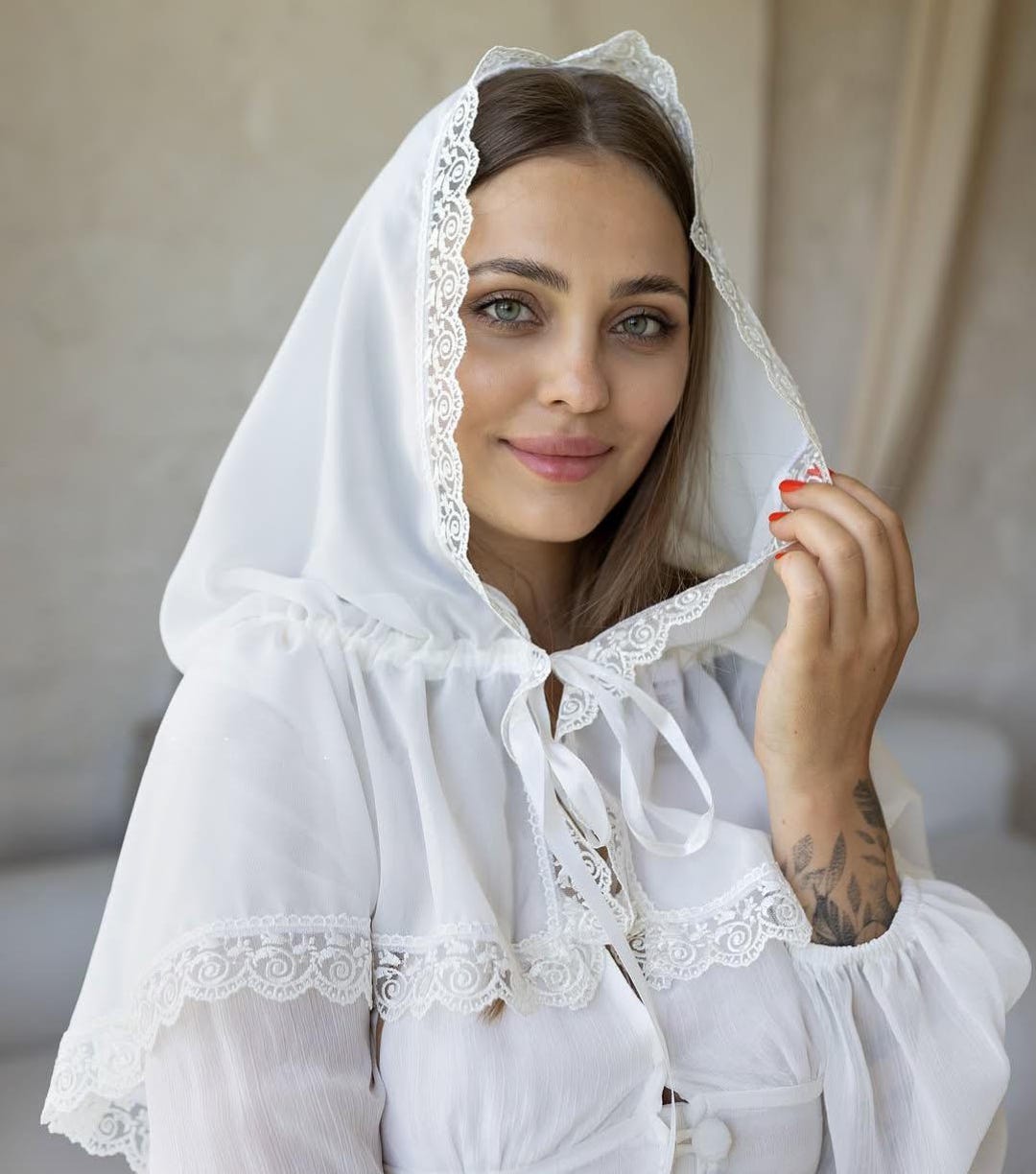 Rose Lace Veil, Bridal Veil, Mantilla Hooded Veil, Prayer Veil ...