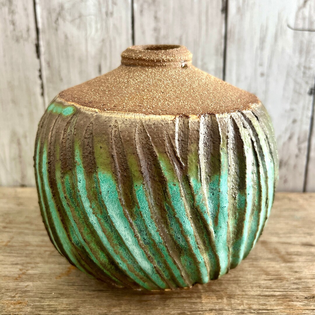 Green Pottery Vase/stoneware/texture and Raw Clay - Etsy