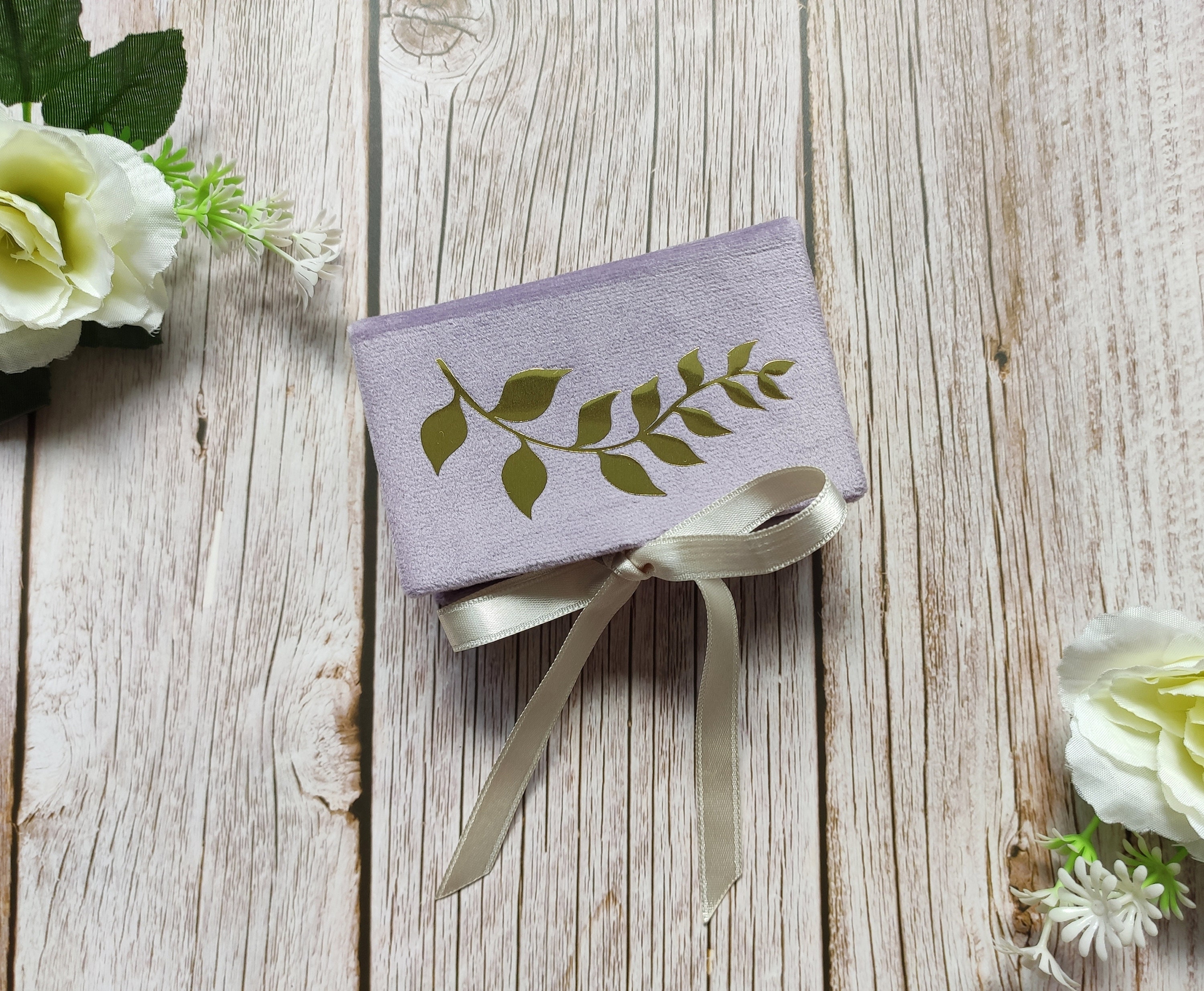 Money Box, Small Gift Box, Small Velvet Box With Leaf Ornament - Etsy