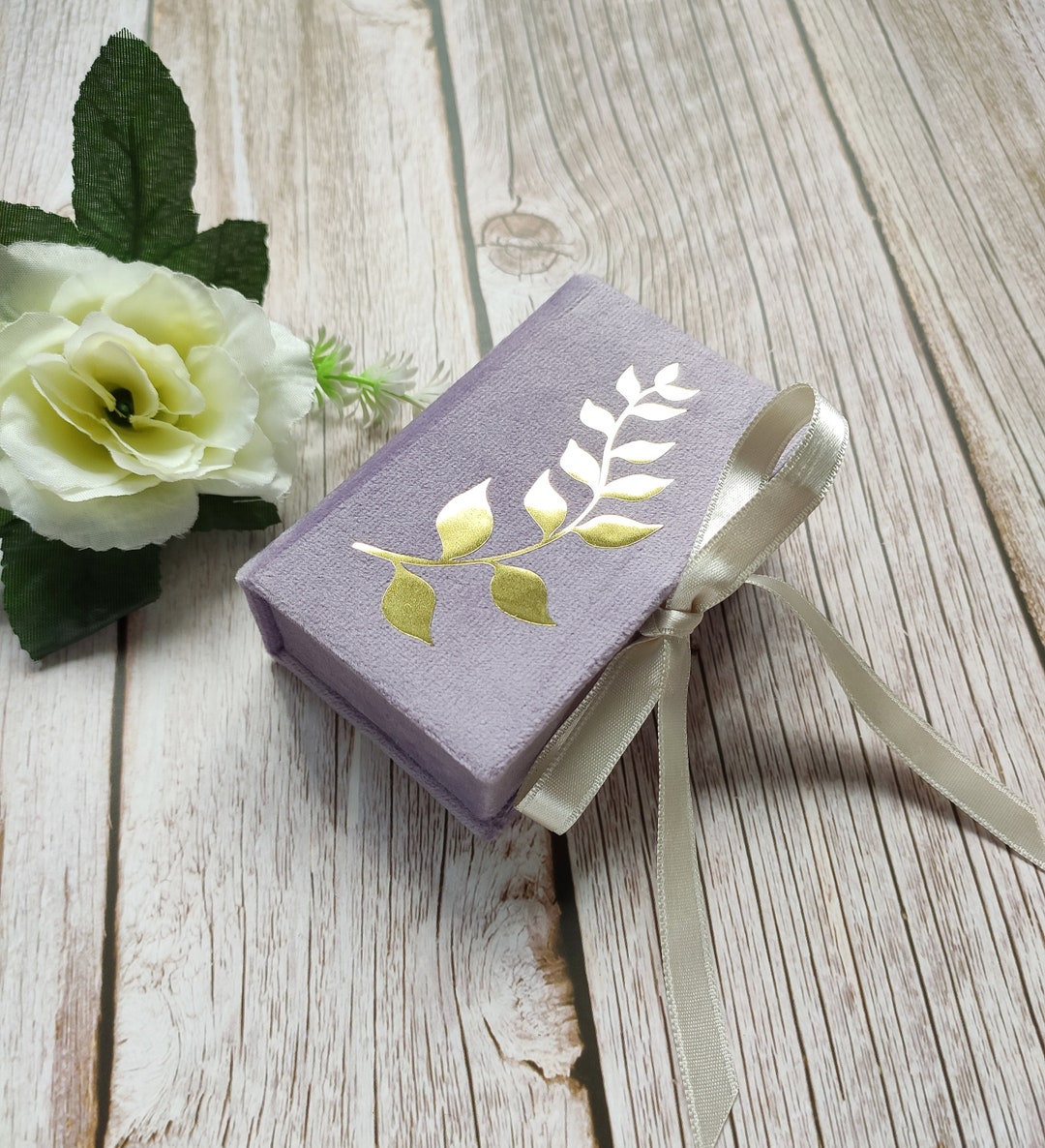 Money Box, Small Gift Box, Small Velvet Box With Leaf Ornament - Etsy