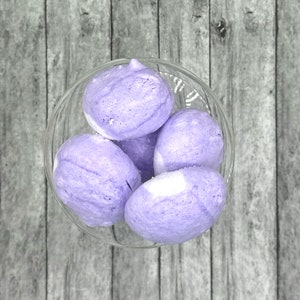 Freeze Dried Huckleberry Saltwater Taffy - Etsy