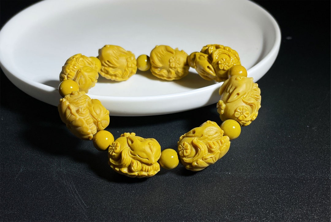 Natural Alxa Onyx Carved Sleeping Fox on Lotus Leaf Bracelet, Natural ...