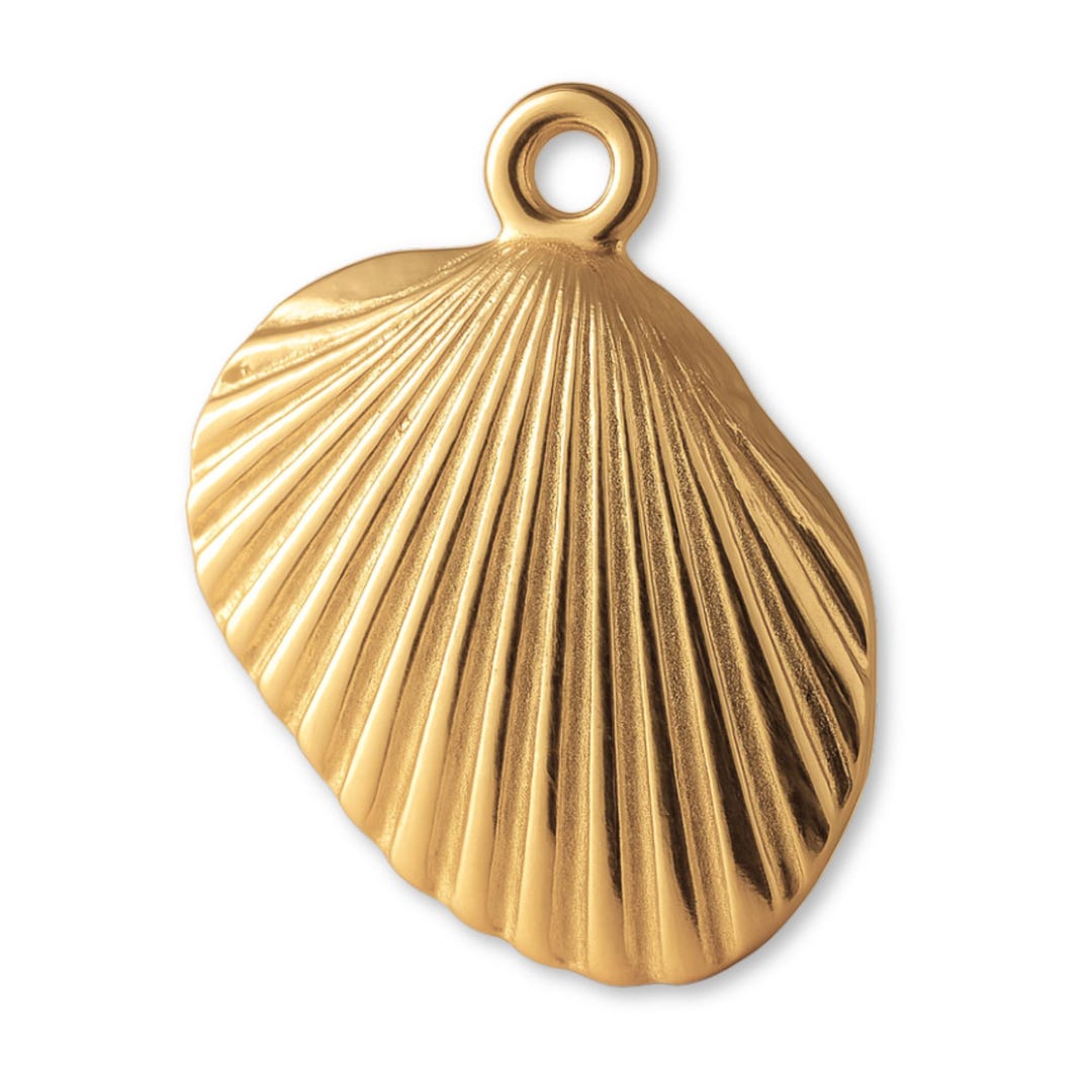 14ct Gold Plated Clam Beach Shell Charm - Nautical & Sea Charms - 14k ...