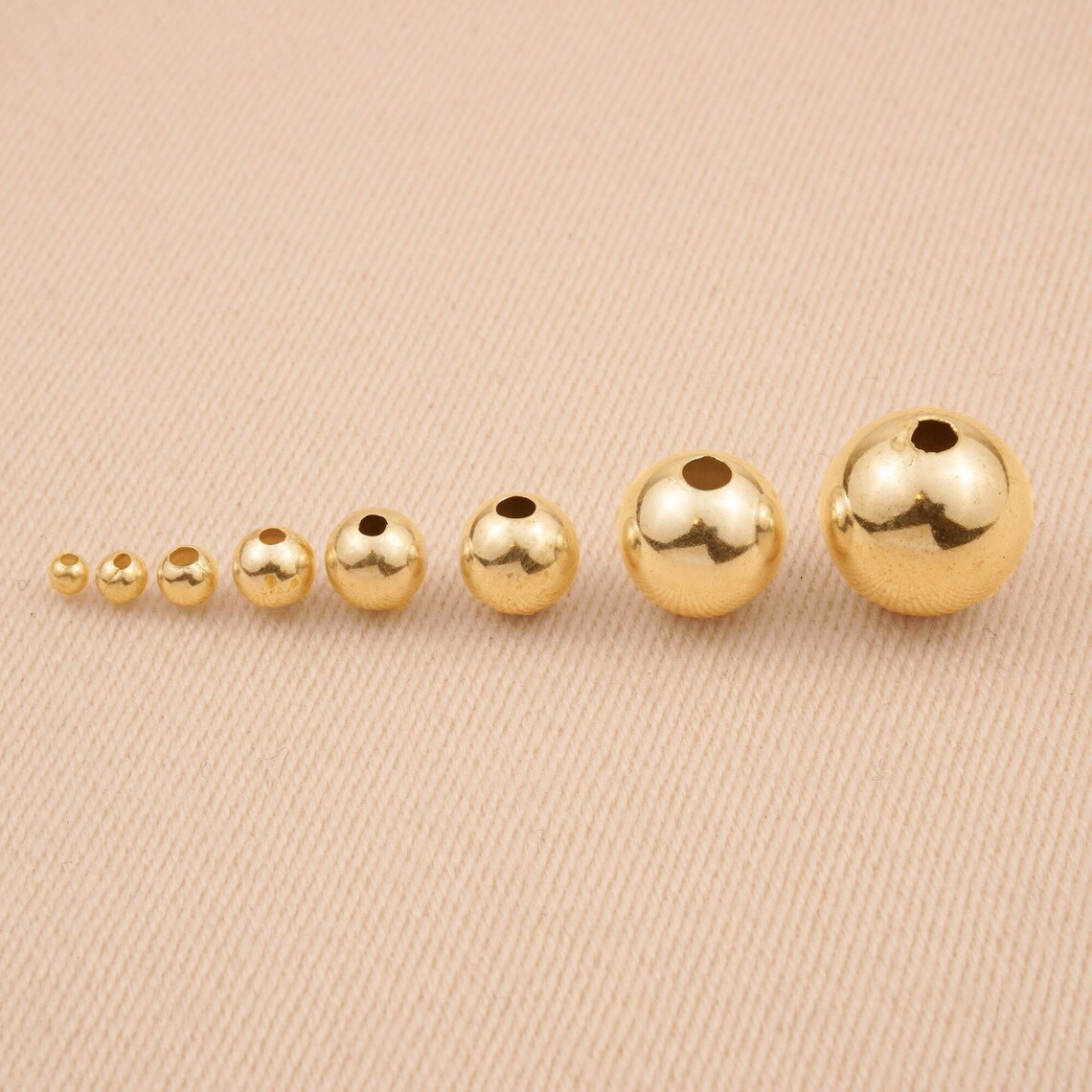 14k Solid Gold Round Beads - Smooth Round Seamless Gold Beads - Gold ...