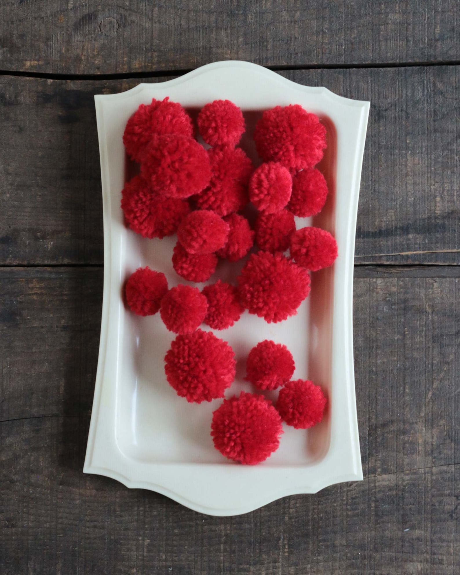 Red Yarn Pom Poms | Supplies for DIY Projects or Kids Crafts | Set of ...