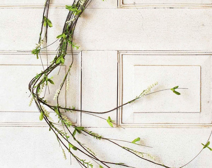 Greenery Garland, Wispy Vine and Leaf 4.75 Inch Garland, Artificial ...