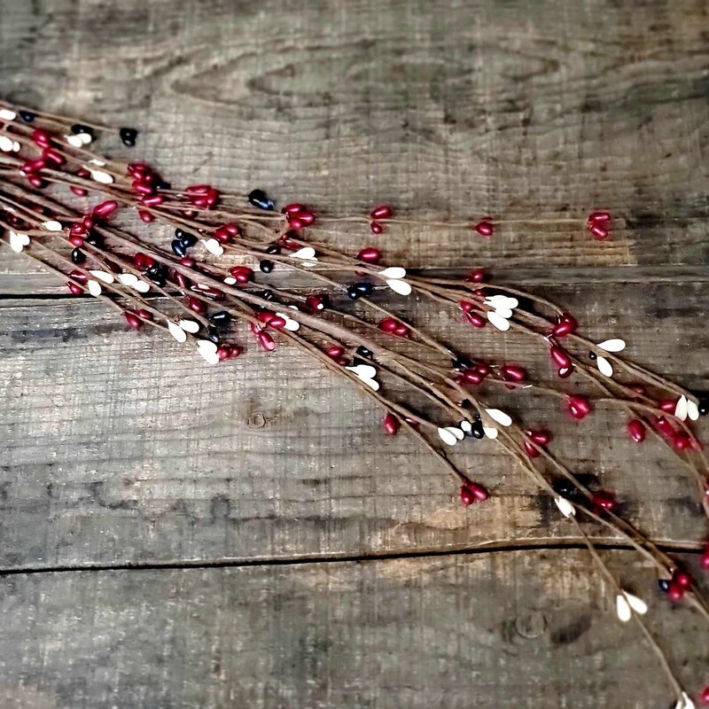 Pip Berry Garland - Etsy