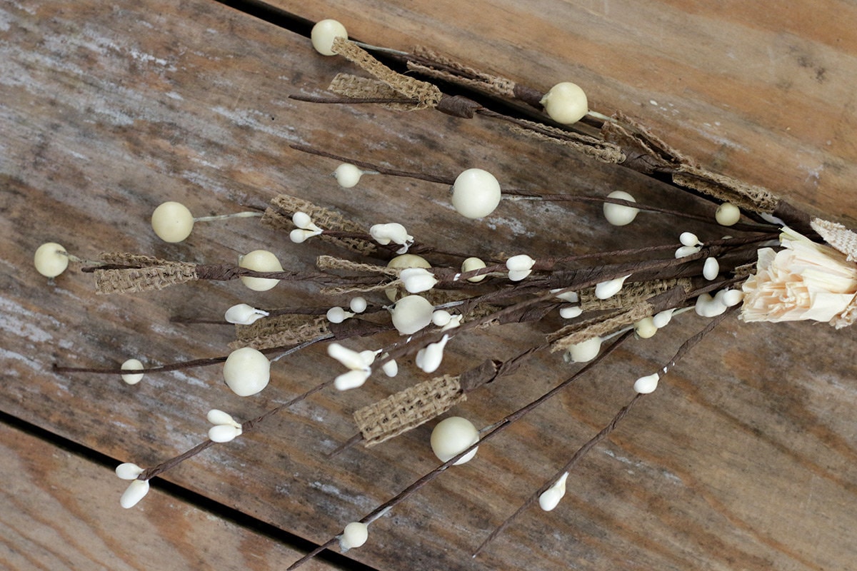 Ivory Pip Berry Picks set of 2 18 Inch Pip Berry Floral - Etsy