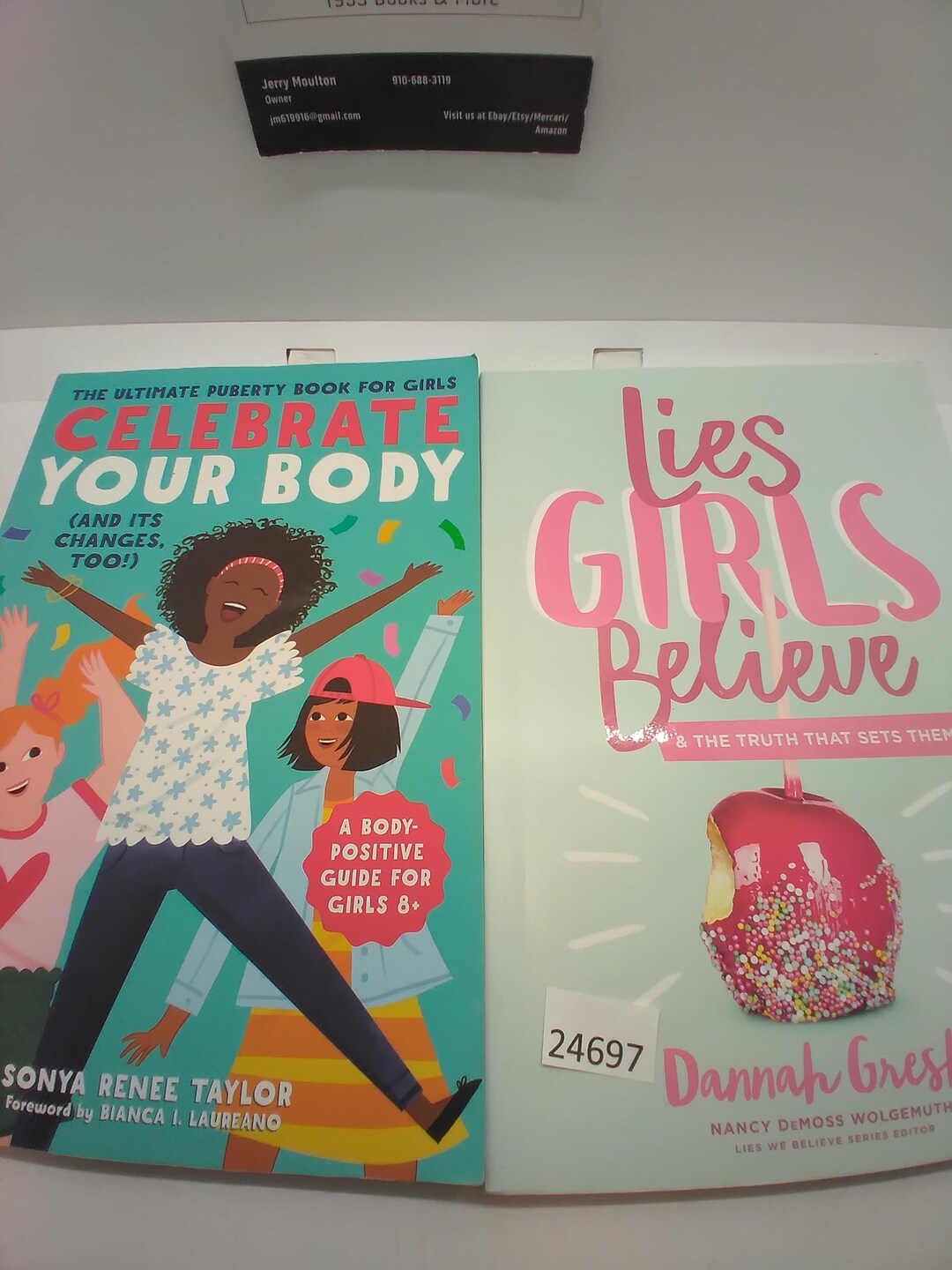 Mr7 24697 the Ultimate Puberty Book for Girls Celebrate Your Body a ...