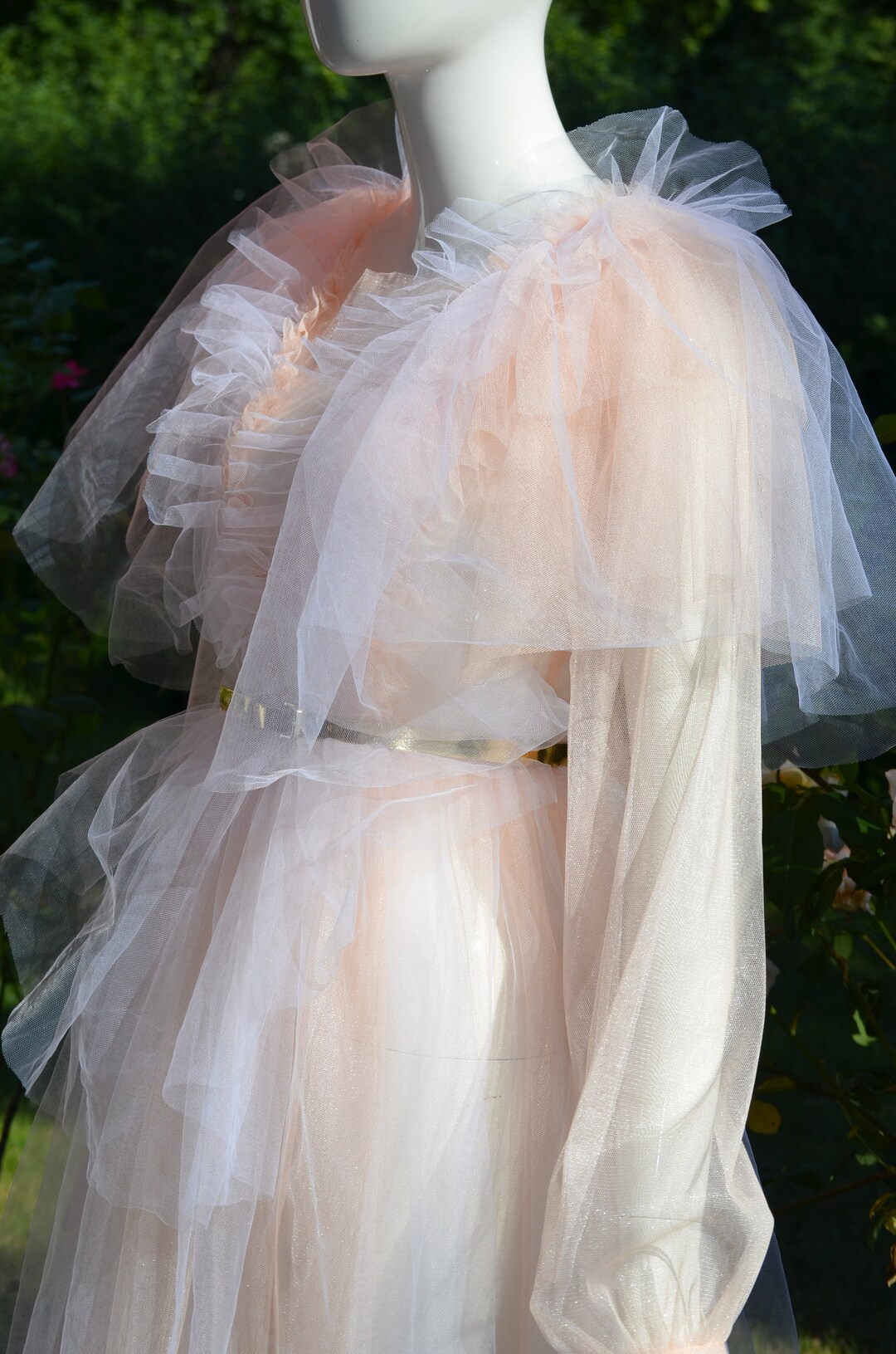 Dress Skin-colored White Tulle Dress With Tulle Evening Dress Shooting ...