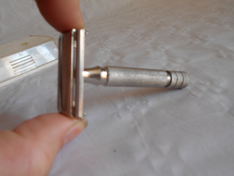 Vintage Safety Razor 1950s Gillette Super Speed Rocket Razor TTO Made ...