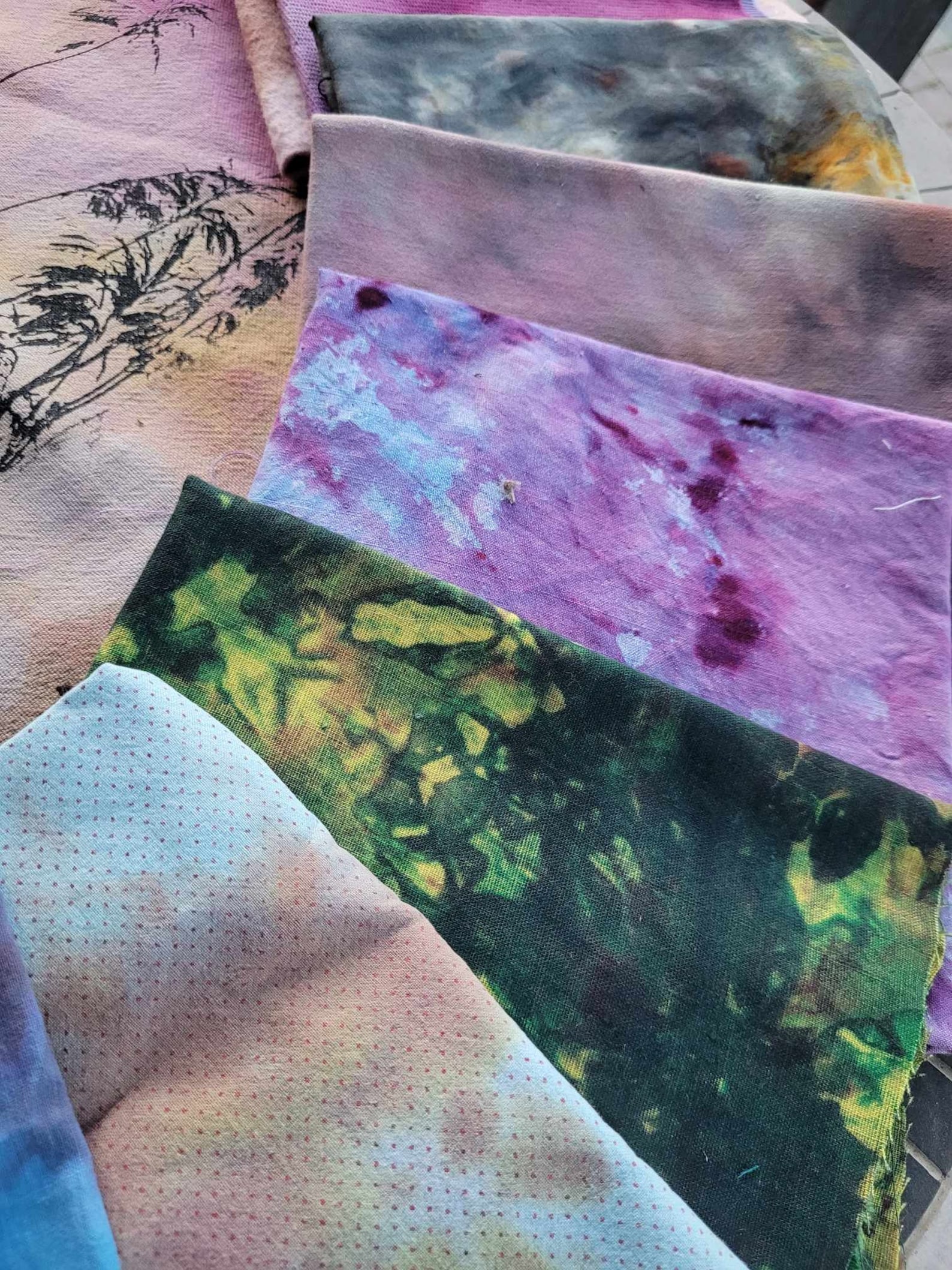 SUMMER GRASSES Fabrisc Remnants, Hand Dyed, Ice Dyed Cotton for Project ...