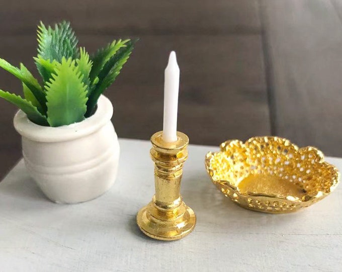 1:12 Dollhouse Miniature Candle on Holder - Etsy