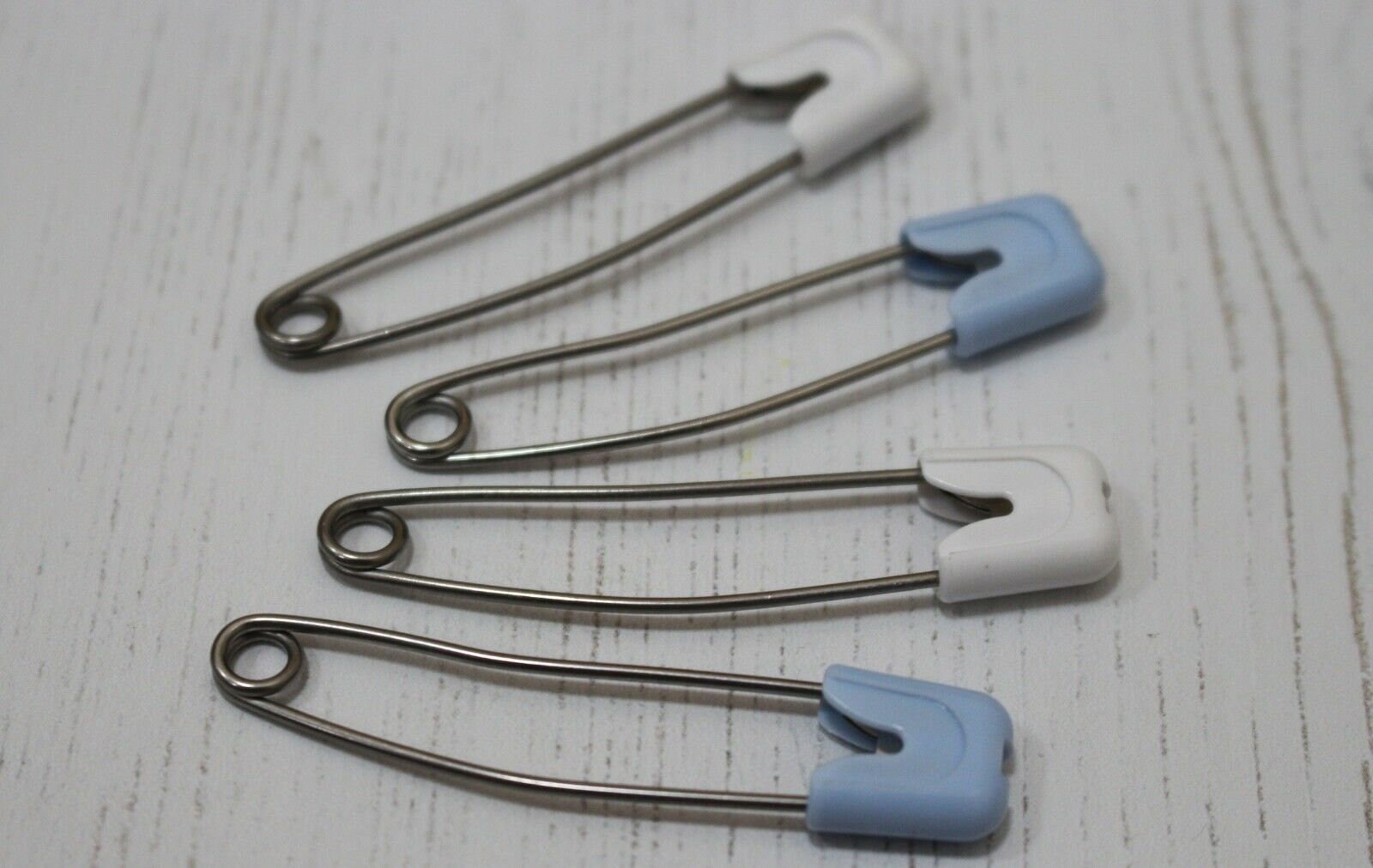 Quality Nappy Pins Baby Safety Snap Lock Plastic Cap Diaper Pins in 4 ...