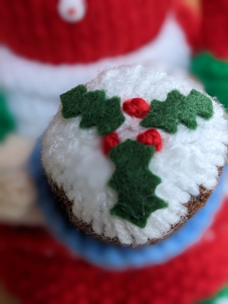 Knitting Pattern. PDF Digital Download. Mrs Claus Shelf Sitter Pattern ...