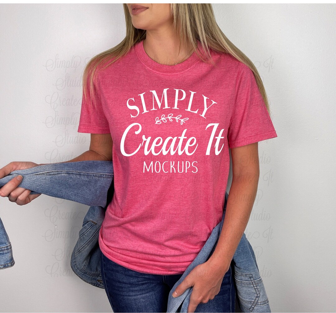 Gildan 64000 Heather Heliconia Model Mockup, Gildan 64000,heather ...