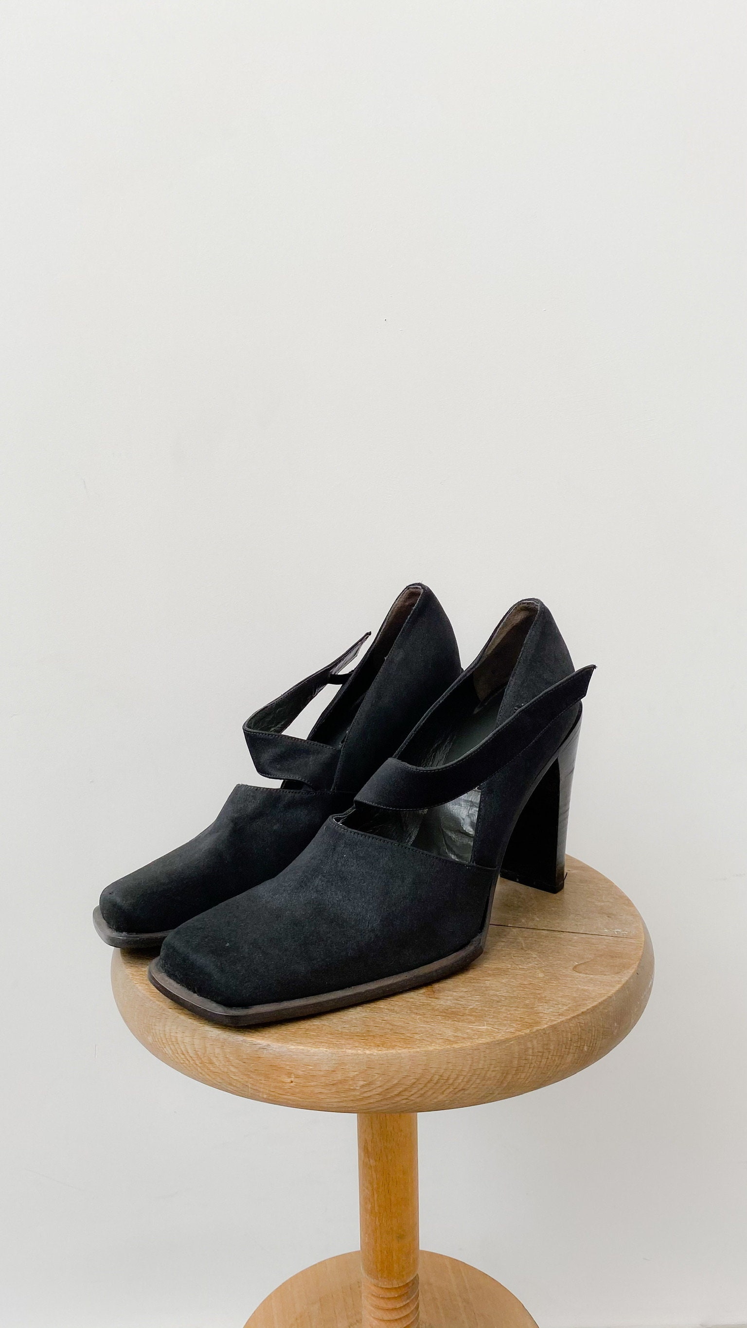 VTG 90s Guess Black Arty Heels - Etsy