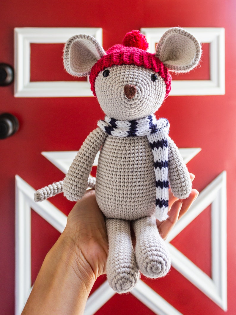 Max the Mouse Crochet PDF Pattern / Christmas Crochet Pattern / Crochet ...