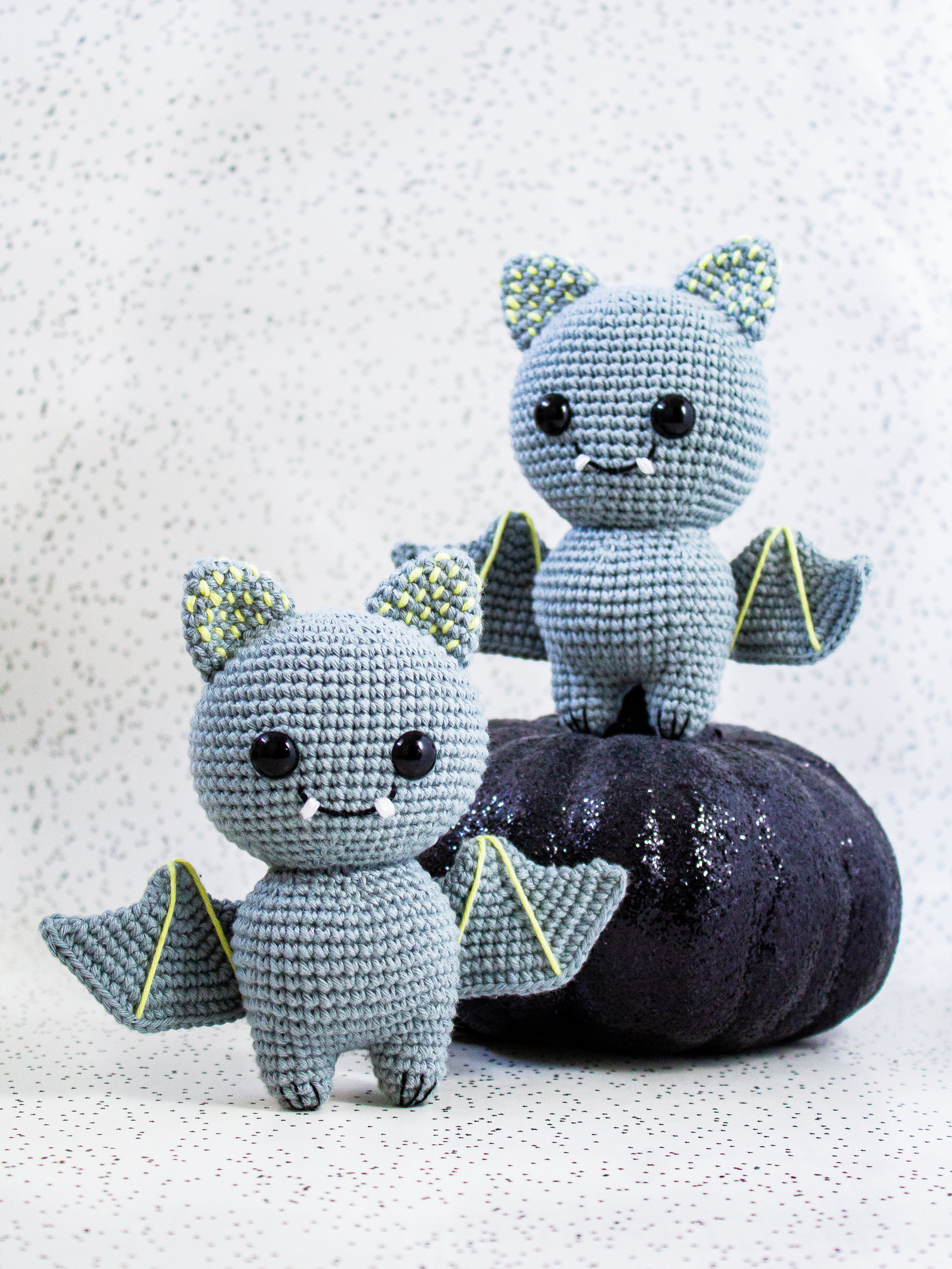 Billie the Bat Crochet Pattern / Halloween Pattern / Halloween Crafts ...