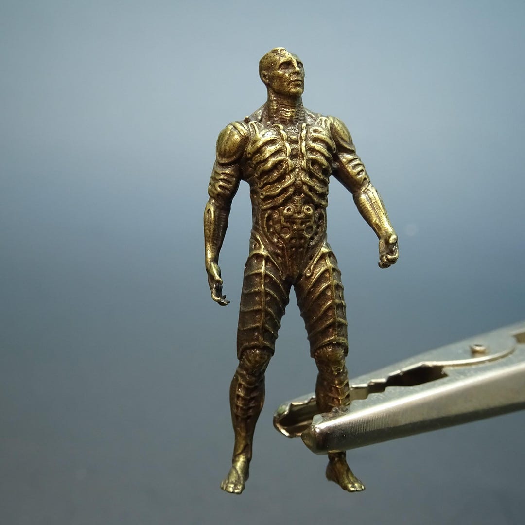 Brass Prometheus Engineer Figurine – Sci-fi Alien Sculpture for Desk ...
