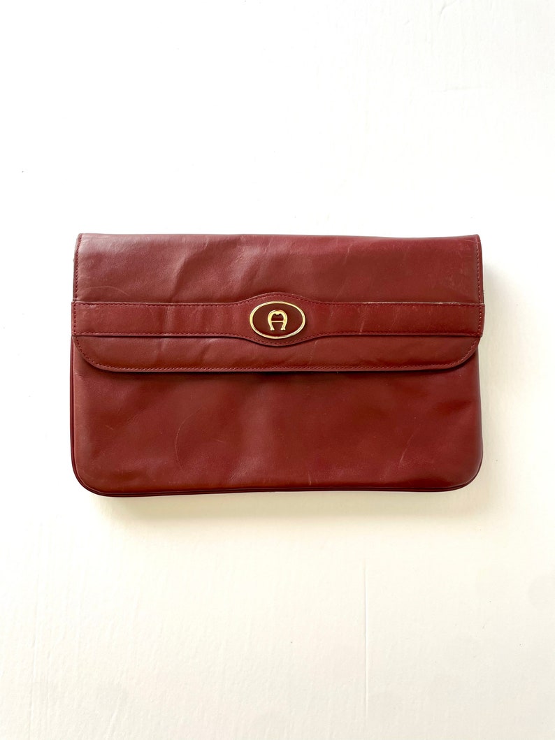 ETIENNE AIGNER 1970s Signed Classic Oxblood Flat Envelope Clutch Size ...