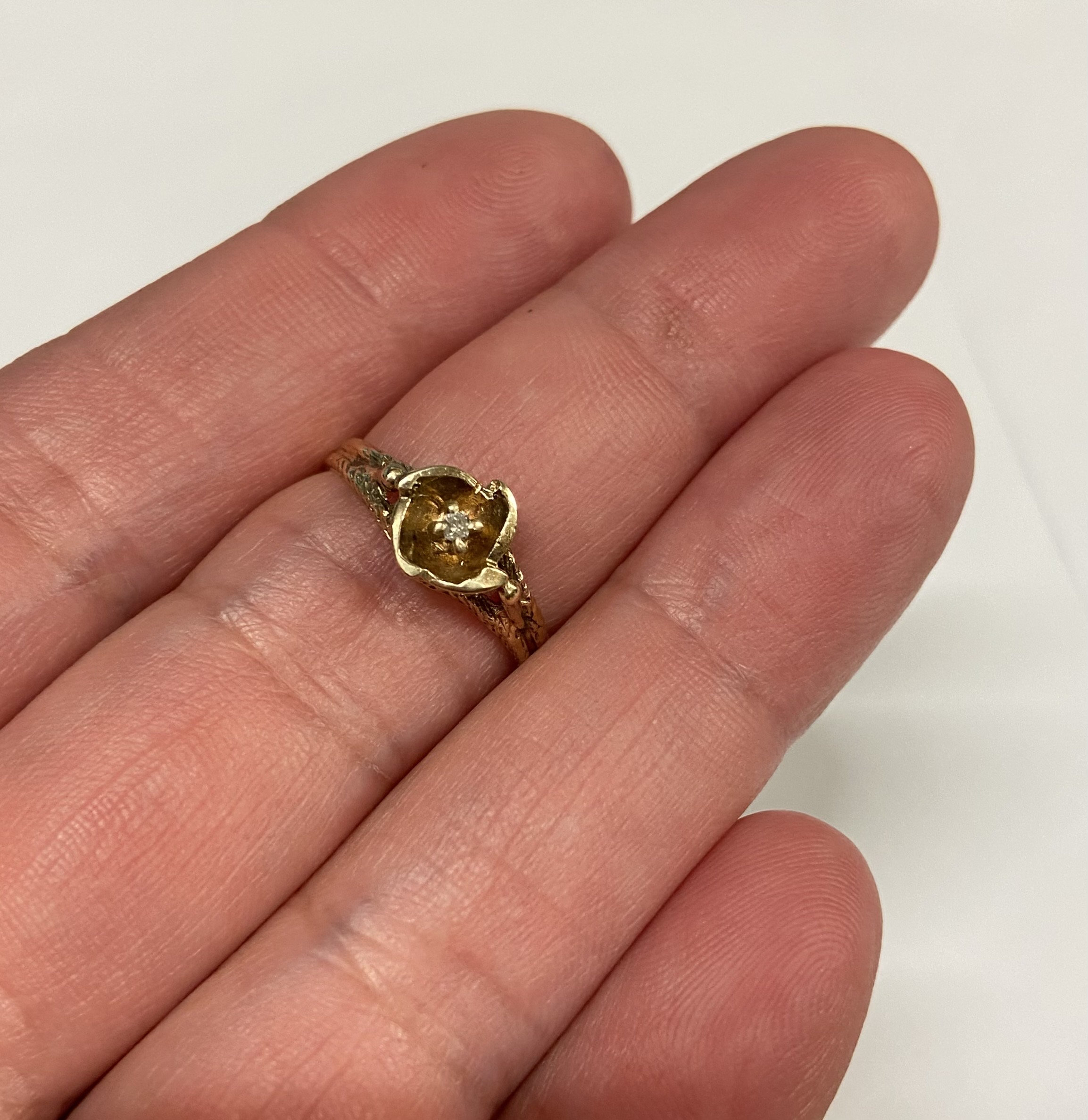 10K Solid Yellow Gold Chip Diamond Rose Openwork Ring Size 6 Jewelry ...