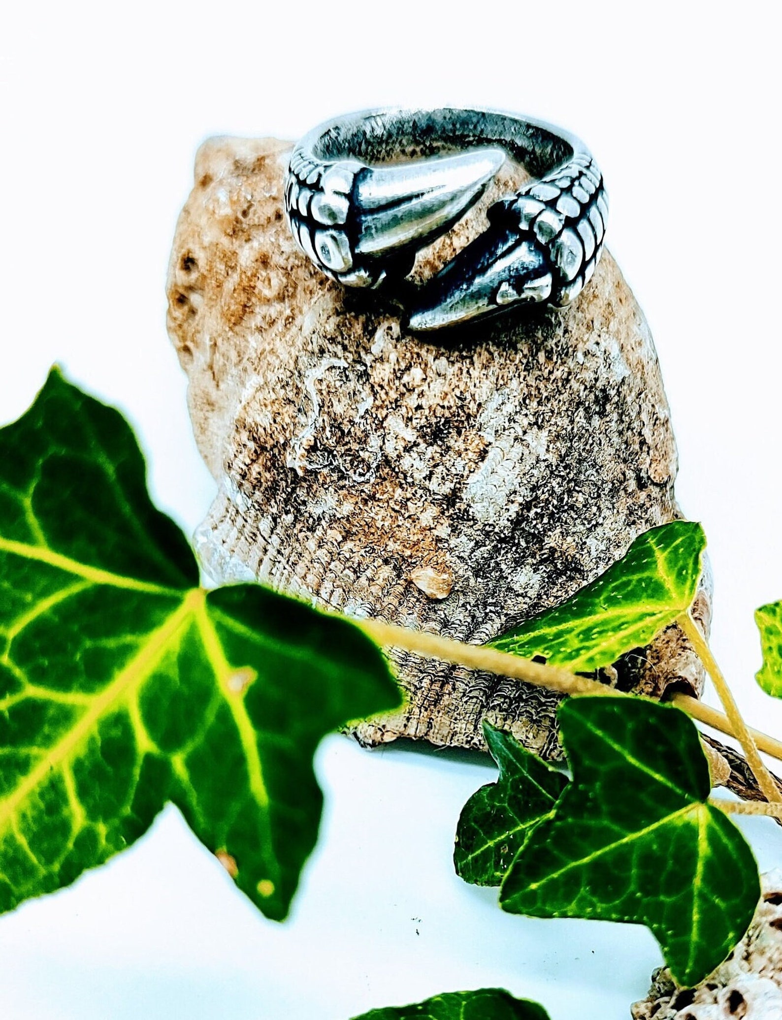 Fang Ring - Etsy