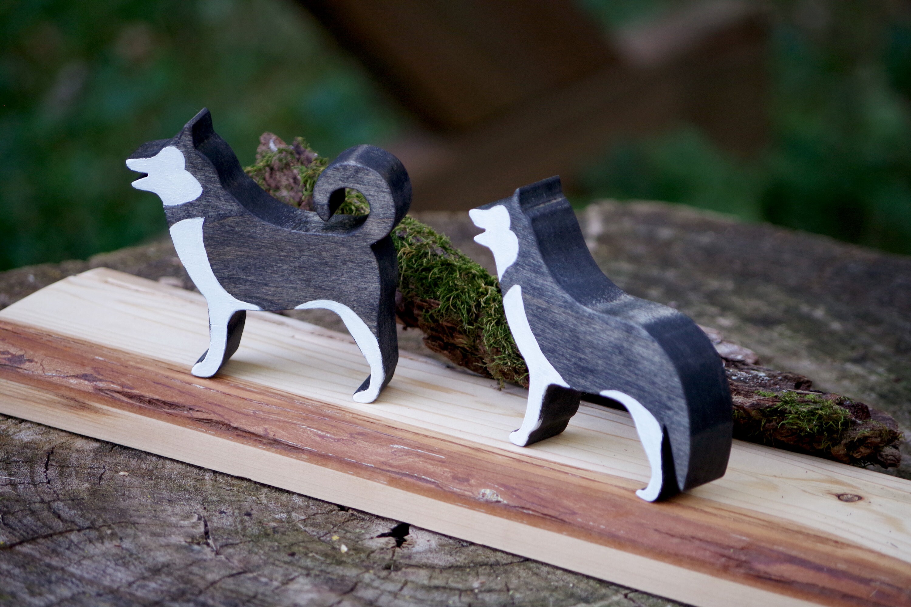 Miniature Wood Husky Figurine Husky Silhouette Loss of Pet - Etsy.de