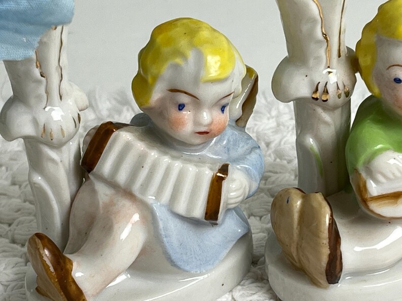 Vintage Angels Bud Vases Playing Accordian Guitar Occupied Japan 1945 ...