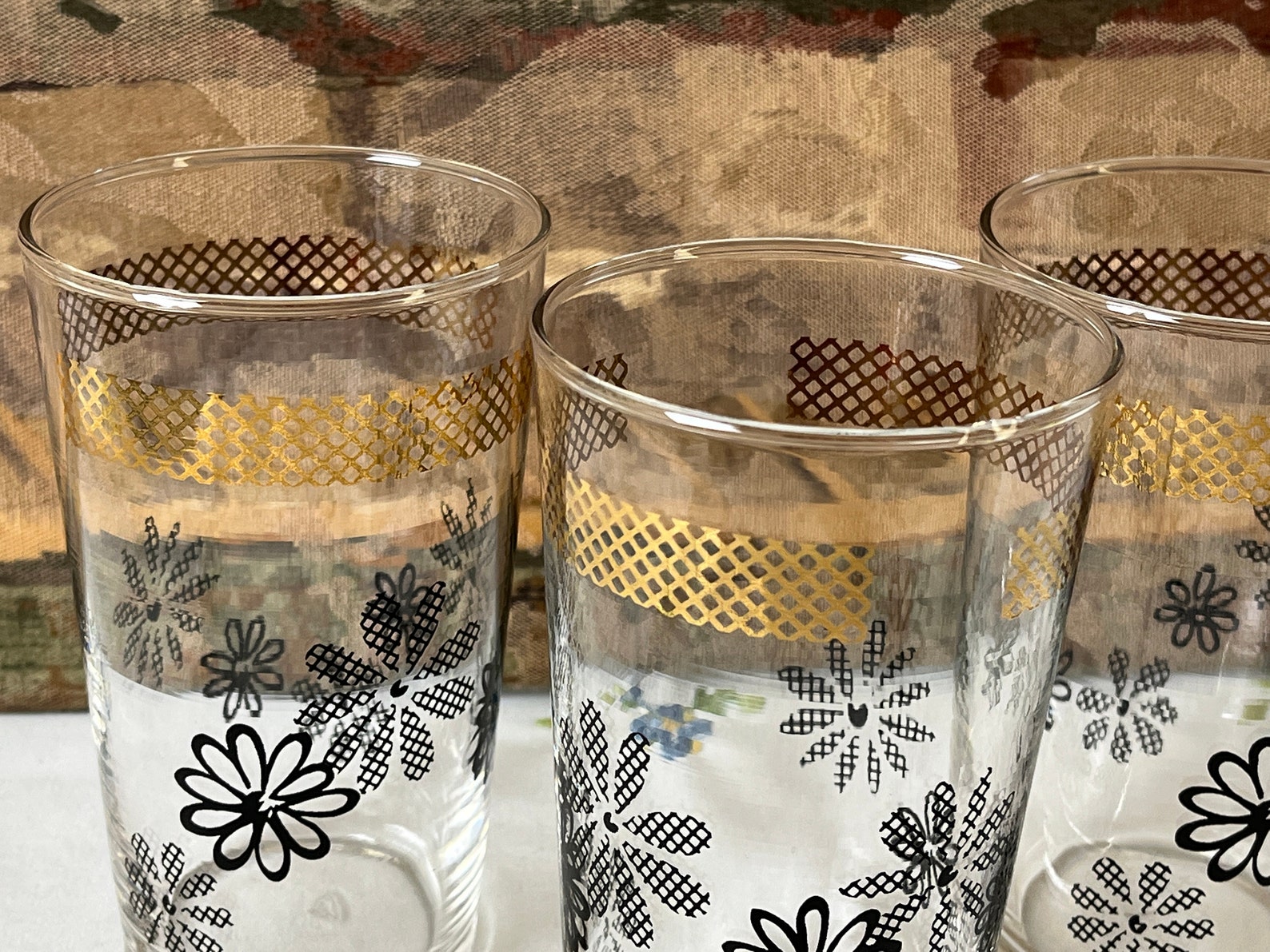 Drinking Glass Barware Tumblers Black Daisy Gold Cross Hatch Design ...